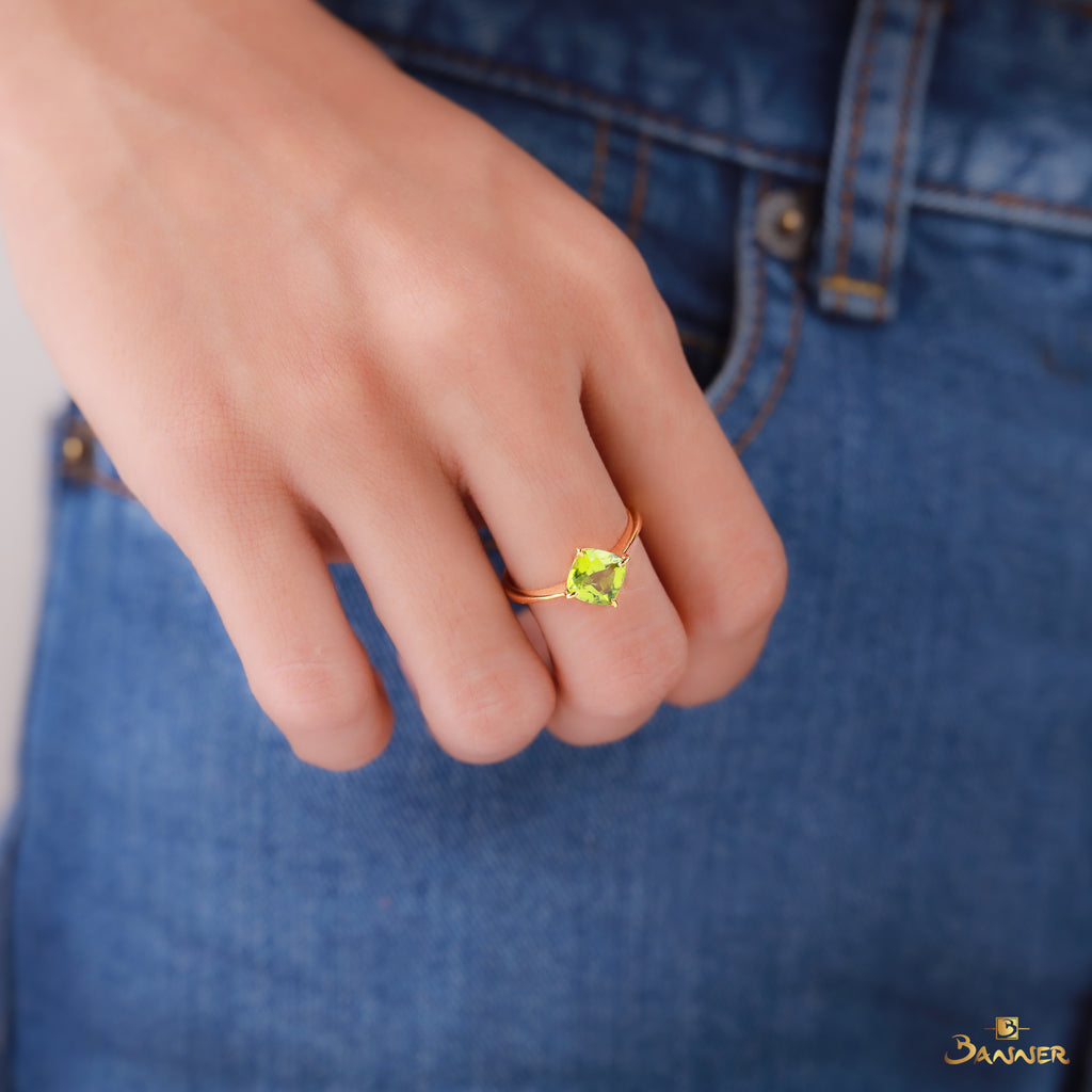 Rectangle-cut Peridot Solitaire Ring – BANNER GEMS AND JEWELLERY